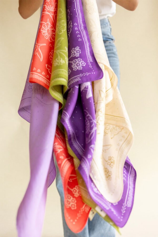 Les incontournables foulards Apaches Collections ! – Mouflette ...